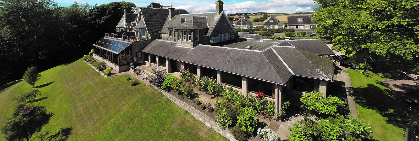 The Old Manor Hotel - Midlands Golfer